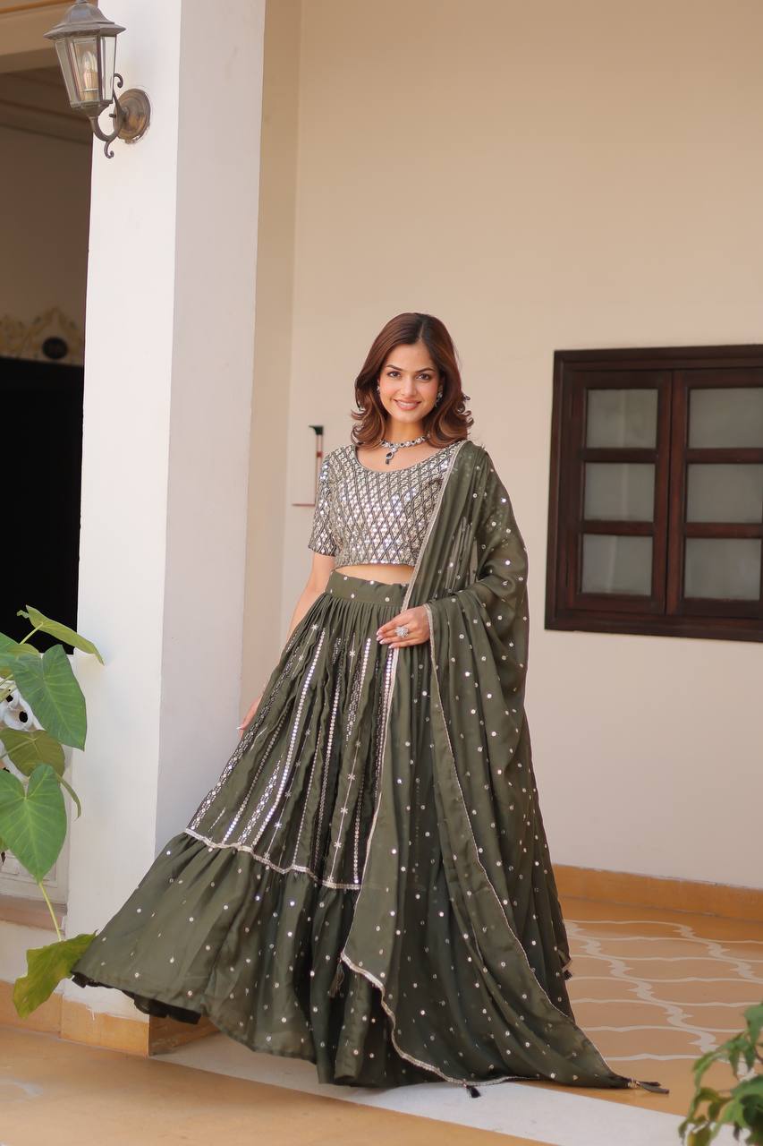 Traditional Indian Lehenga – Yashuura